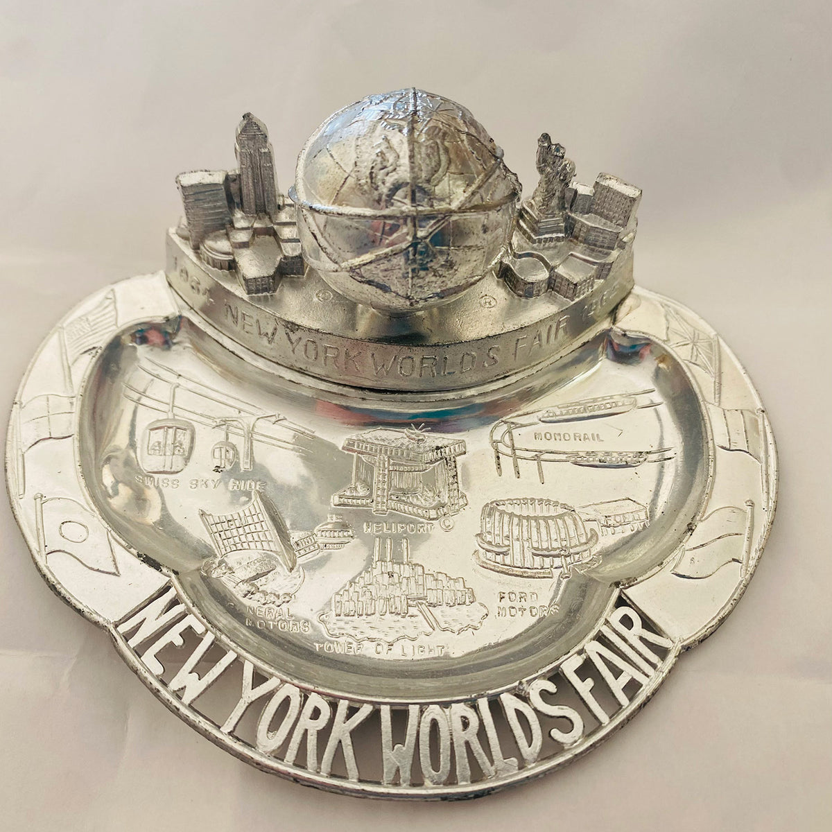 NY World's Fair 1964-65 Silver Metal Trinket / CoinTray – Barnacle ...